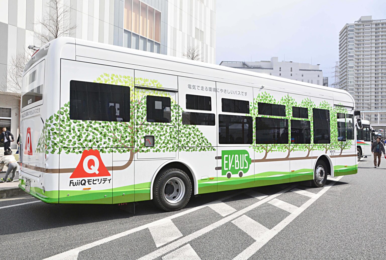 神奈川県バス協会主催 バス利用感謝デー2024参加EV車両を紹介 | バスファン（BUSFAN）